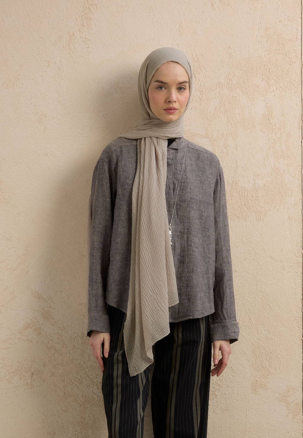 Modal Crinkle Hijab Silver – Fresh Scarfs Co.